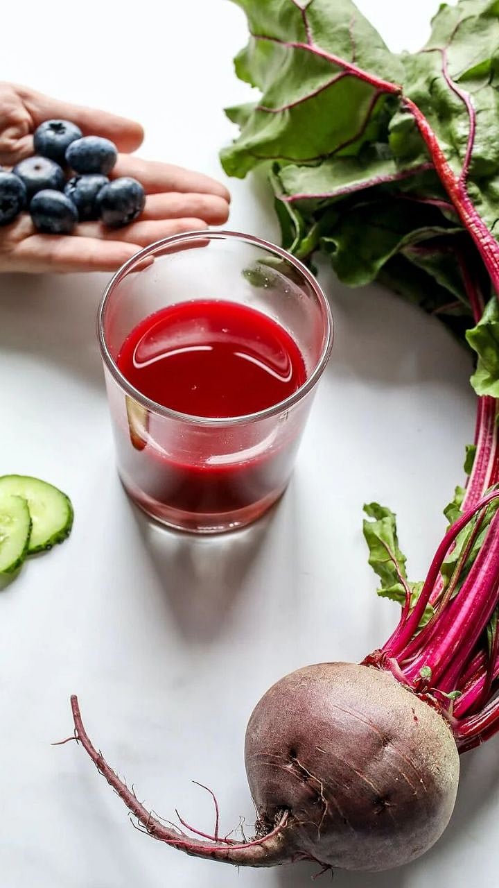 Eating Beet Root : उन्हाळ्यात शरिराची पाण्याची कमतरता भरून काढण्यासाठी ...