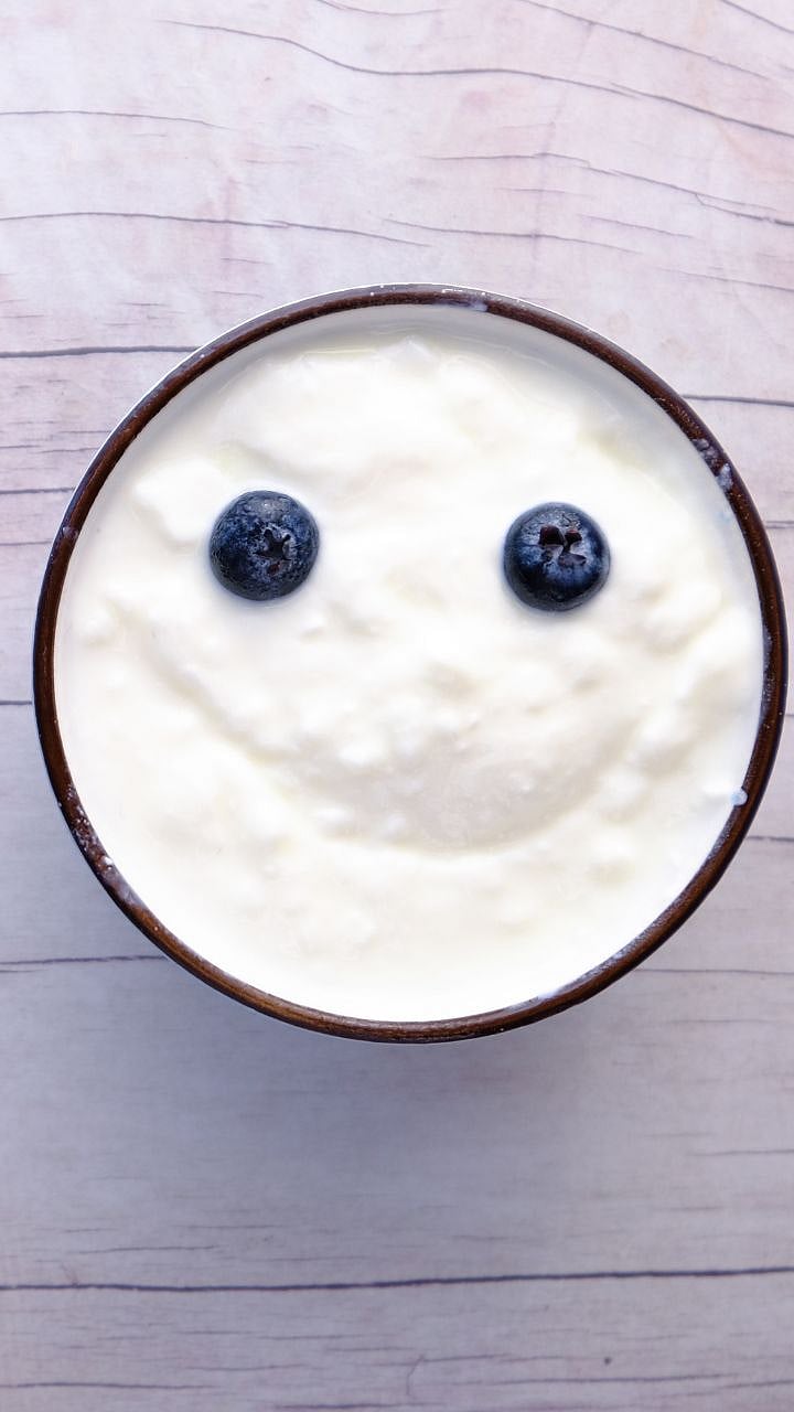 Curd At Night । रात्री दही खावं का? जाणून घ्या आरोग्यासाठीचे फायदे ...