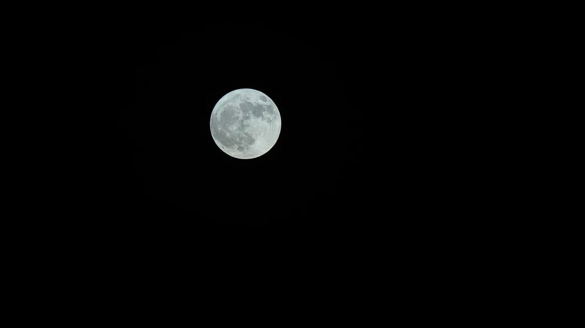 Ramadan Full Moon Captured in Northern Borders Region