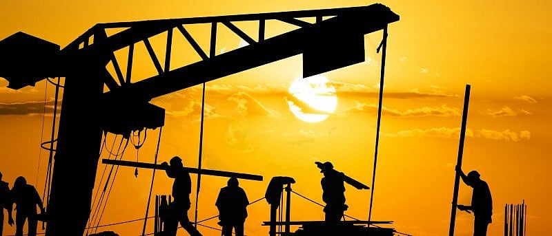 Saudi Arabia Prevents Work under Summer Hot Sun