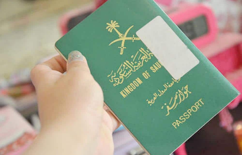 Saudi Passports Directorate Starts Automatically Extending Validity of ...