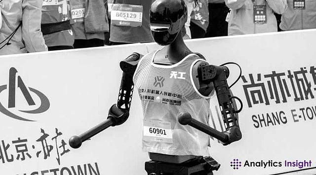 Humanoid Robots Run Wild in Beijing's Half-Marathon!