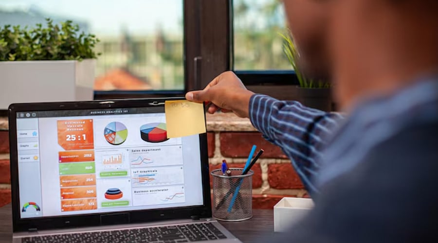 Best LLMs in 2025: Benchmarks, Cost, Context Window, and Use-Case Fit