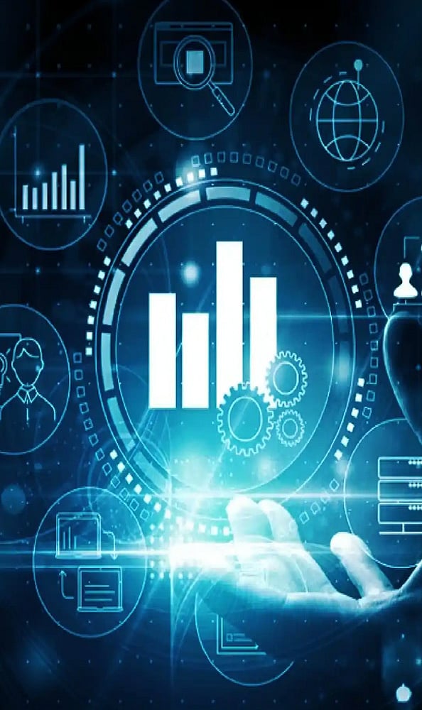 When to Use Pandas vs SQL for Data Analysis (Beginner-Friendly Guide)