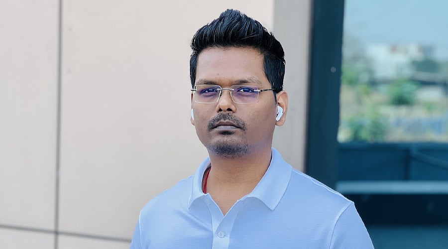 Avinash K Mallik