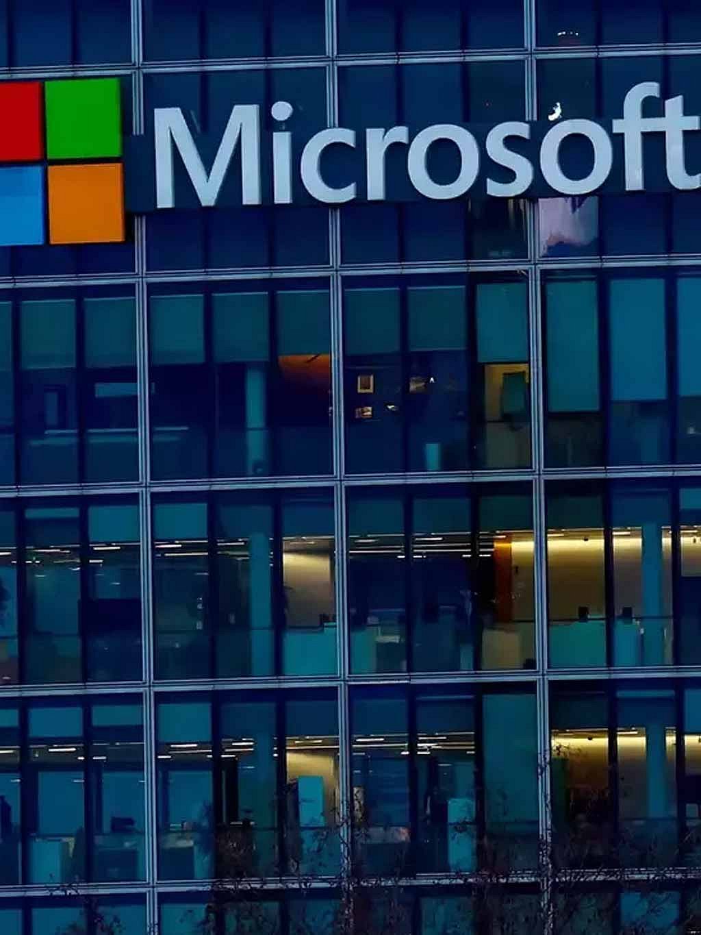 Microsoft to Compete the New AI Model with Google, and OpenAI