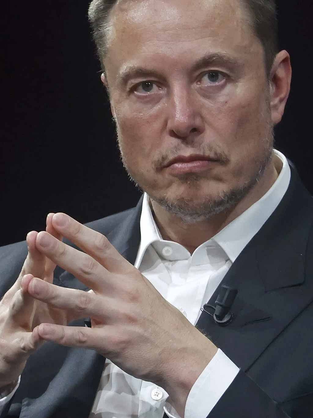 Meta AI Chief Mocks Elon Musk's Recruitment Efforts for xAI on X