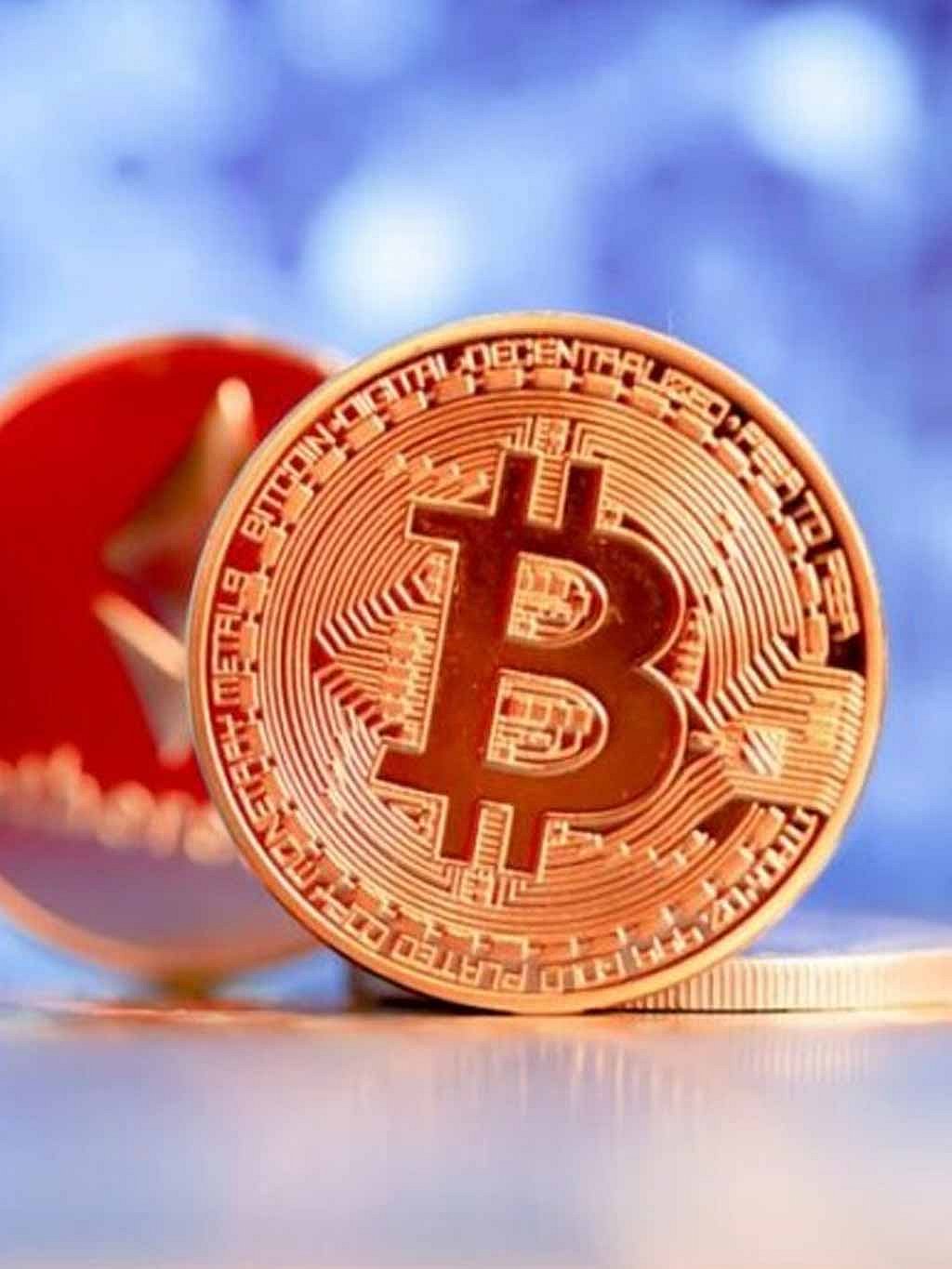 Bitcoin Lags Behind Global Market Recovery