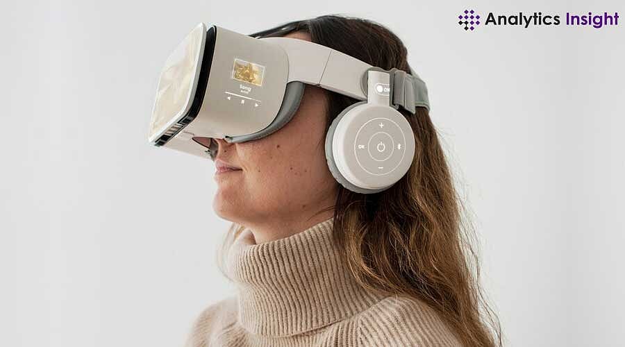 Evolution of AI-Powered Virtual Assistants in Mixed Reality