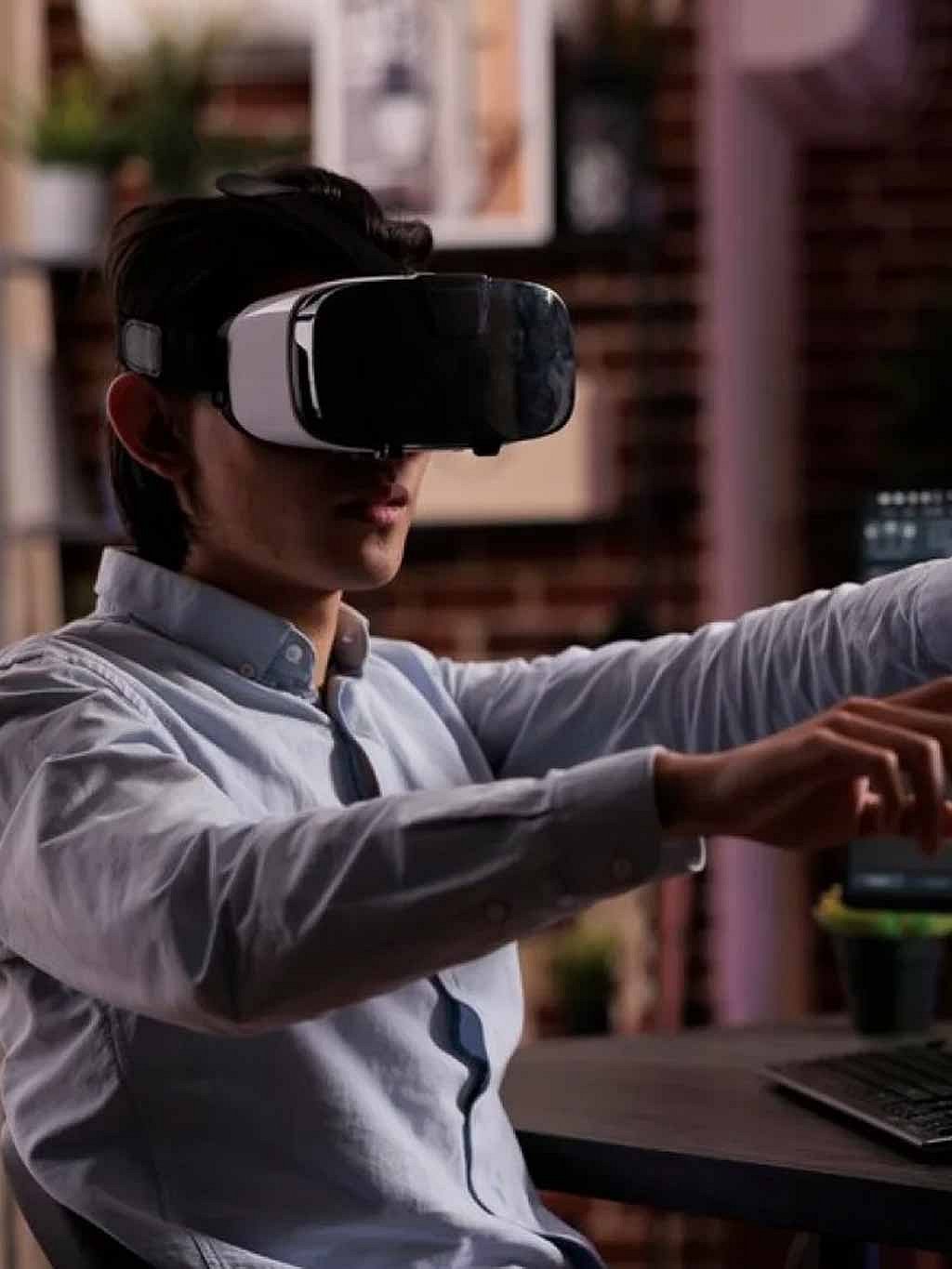 Virtual Reality SDKs for Game Developers