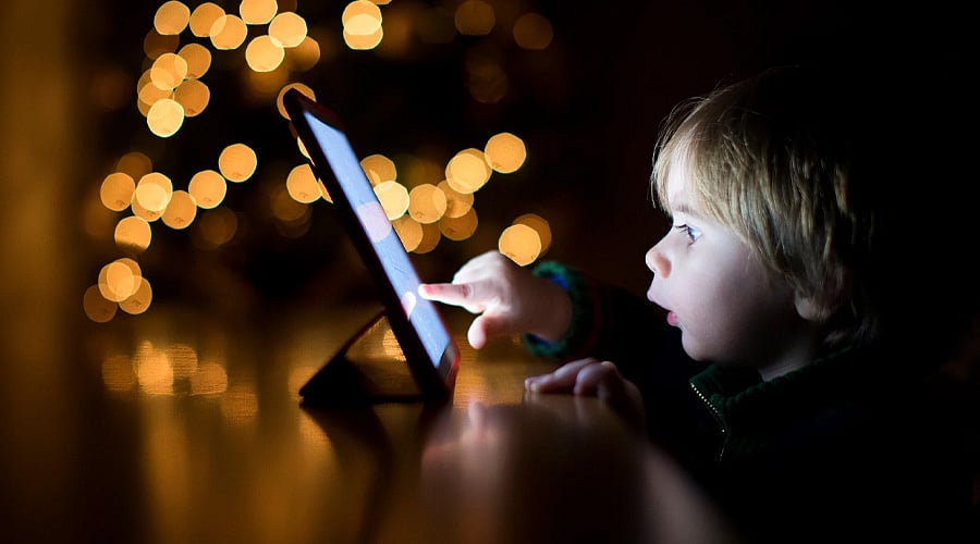 The Health Risks of Technology on Children: What Parents Need to Know