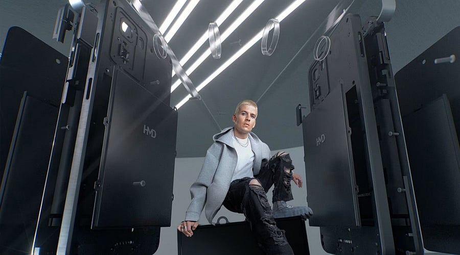 Breaking Down the Features of HMD Fusion's Smart Outfits