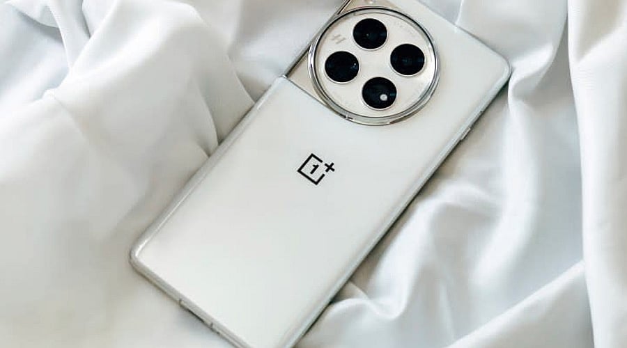 Top deals on OnePlus 12 phones ahead of holiday season