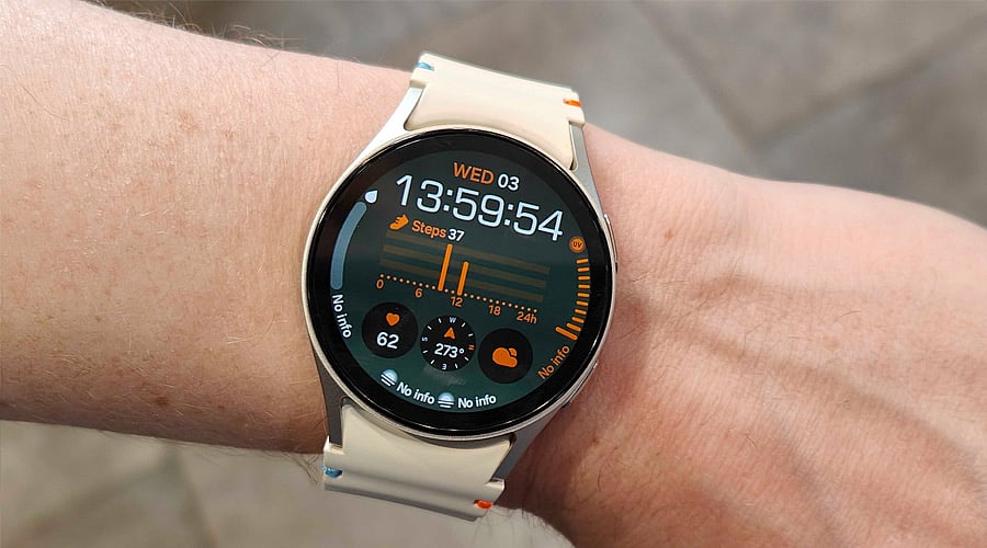 Top Smartwatches with AMOLED Display in 2025