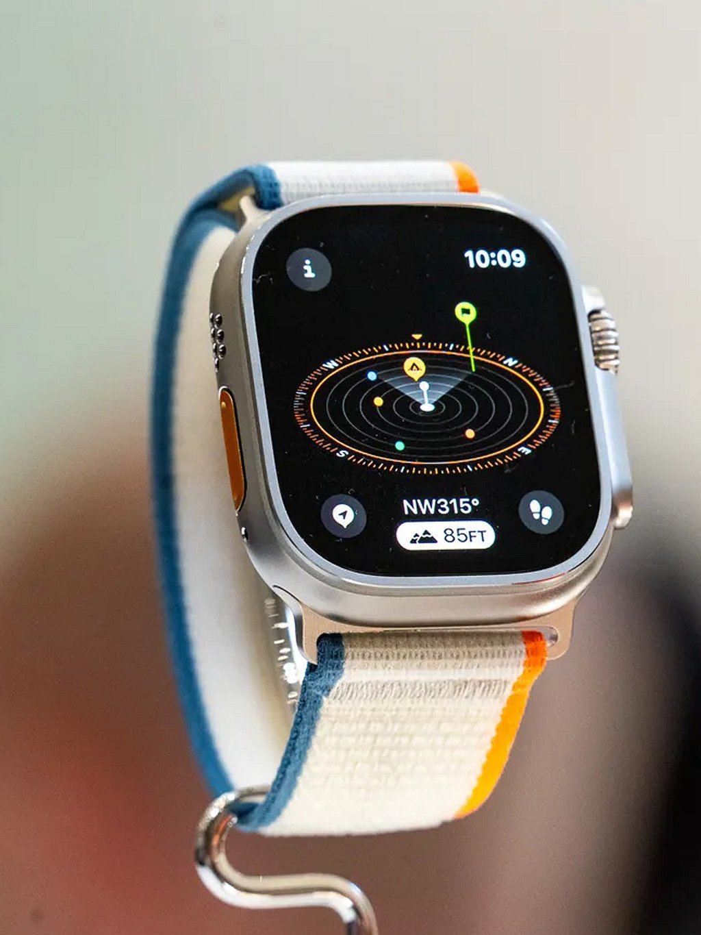 Top Smartwatches With GPS & AMOLED Screens in 2025