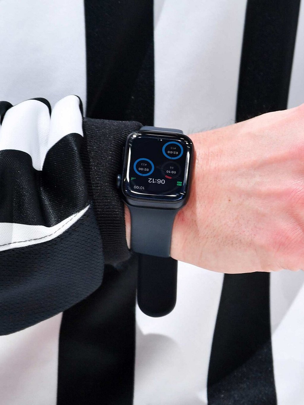 NHL Officials Get Smartwatch Tech for Faster Calls