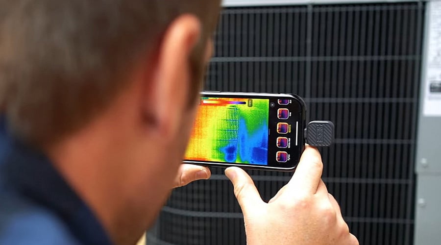 Can a Smartphone Be Used as a Thermal Camera