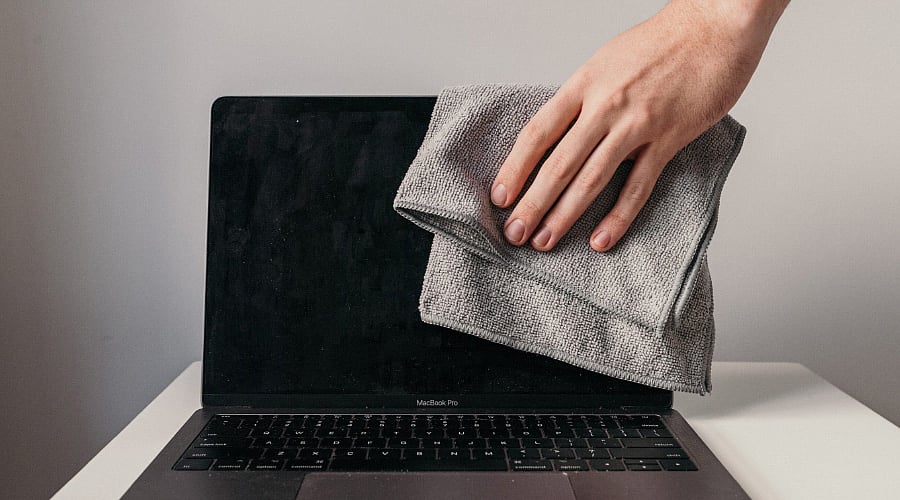 Clean Your Laptop Without Any Damage: Expert Tips