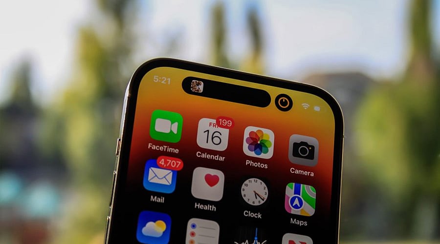 iOS 26: 5 Features That Will Only Work on iPhone 15 Pro & Newer Models