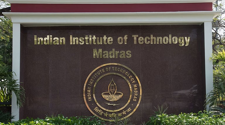 Top 10 Engineering Colleges in India in 2025