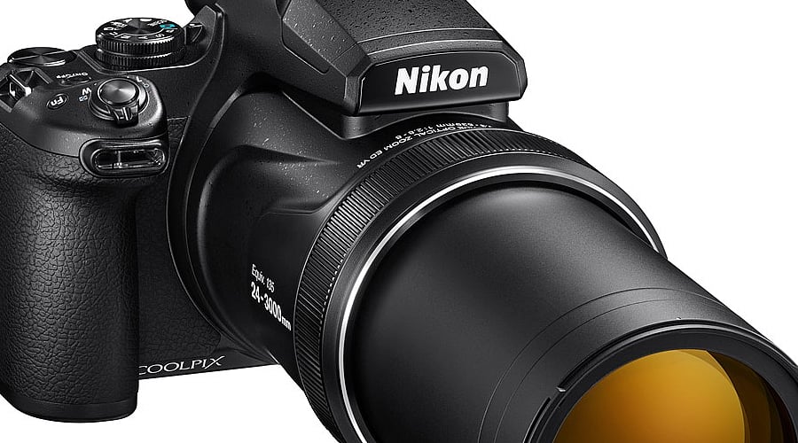 2025’s Top Digital Cameras with Built-in Flash