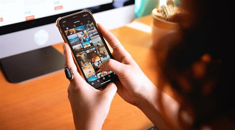 How to add background music to carousel posts on Instagram