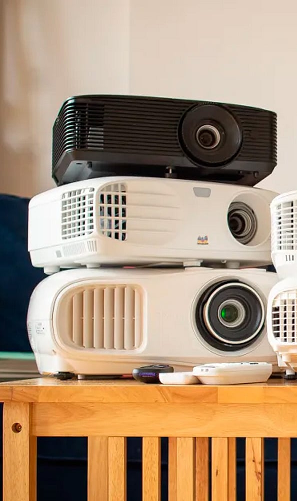 Best Ultra Short Throw Projectors (2026 Guide)