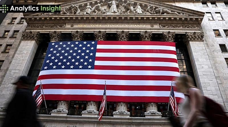 US Stocks Rise on Tech Rebound as Strong Data Lifts S&P 500 Toward 7,000