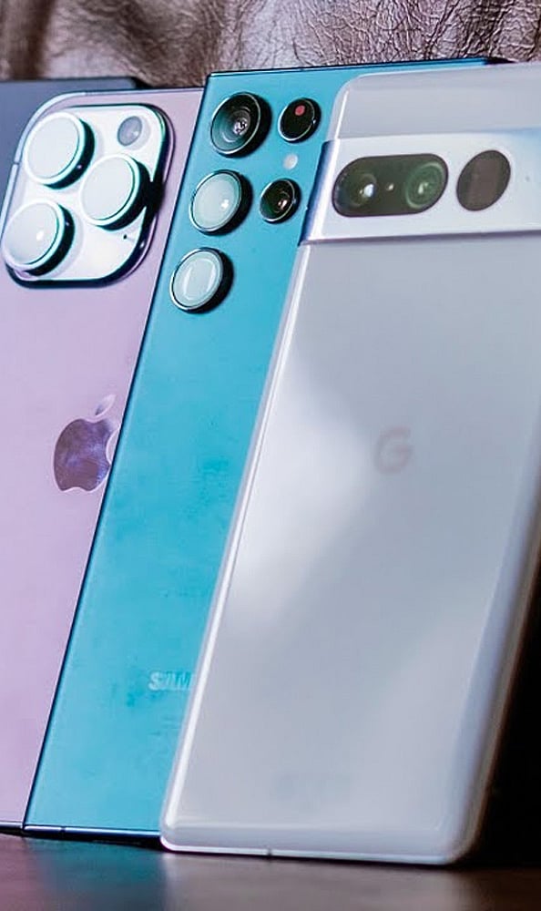 Top-Rated Smartphones With the Biggest Batteries in 2026