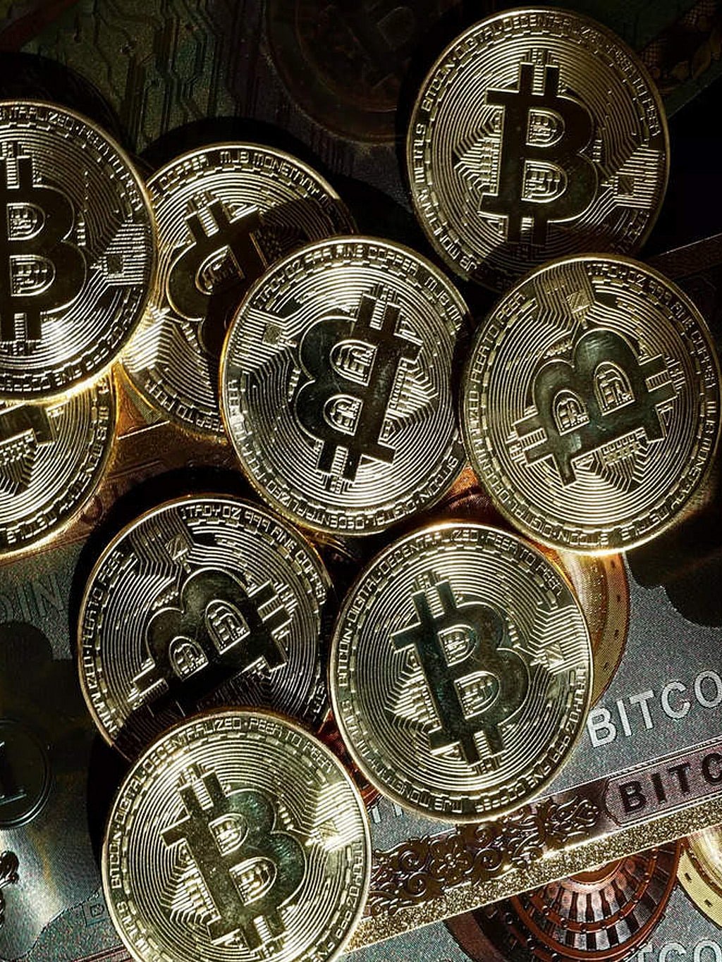 10 coins affected by a Bitcoin Decline