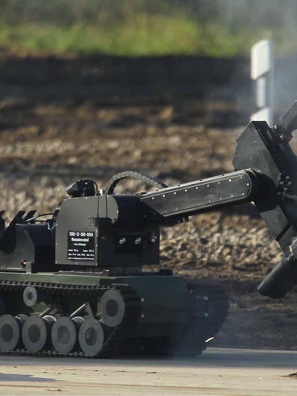 Top 5 AI-Powered Autonomous Weapons to Explore