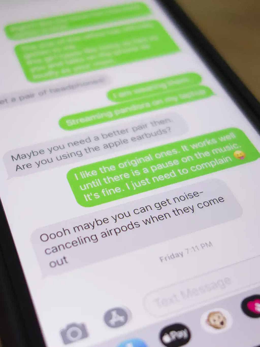 Google Wants Apple to Share iMessage