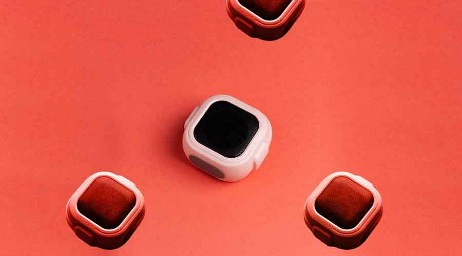 Apple's Curved Screen HomePod for 2024