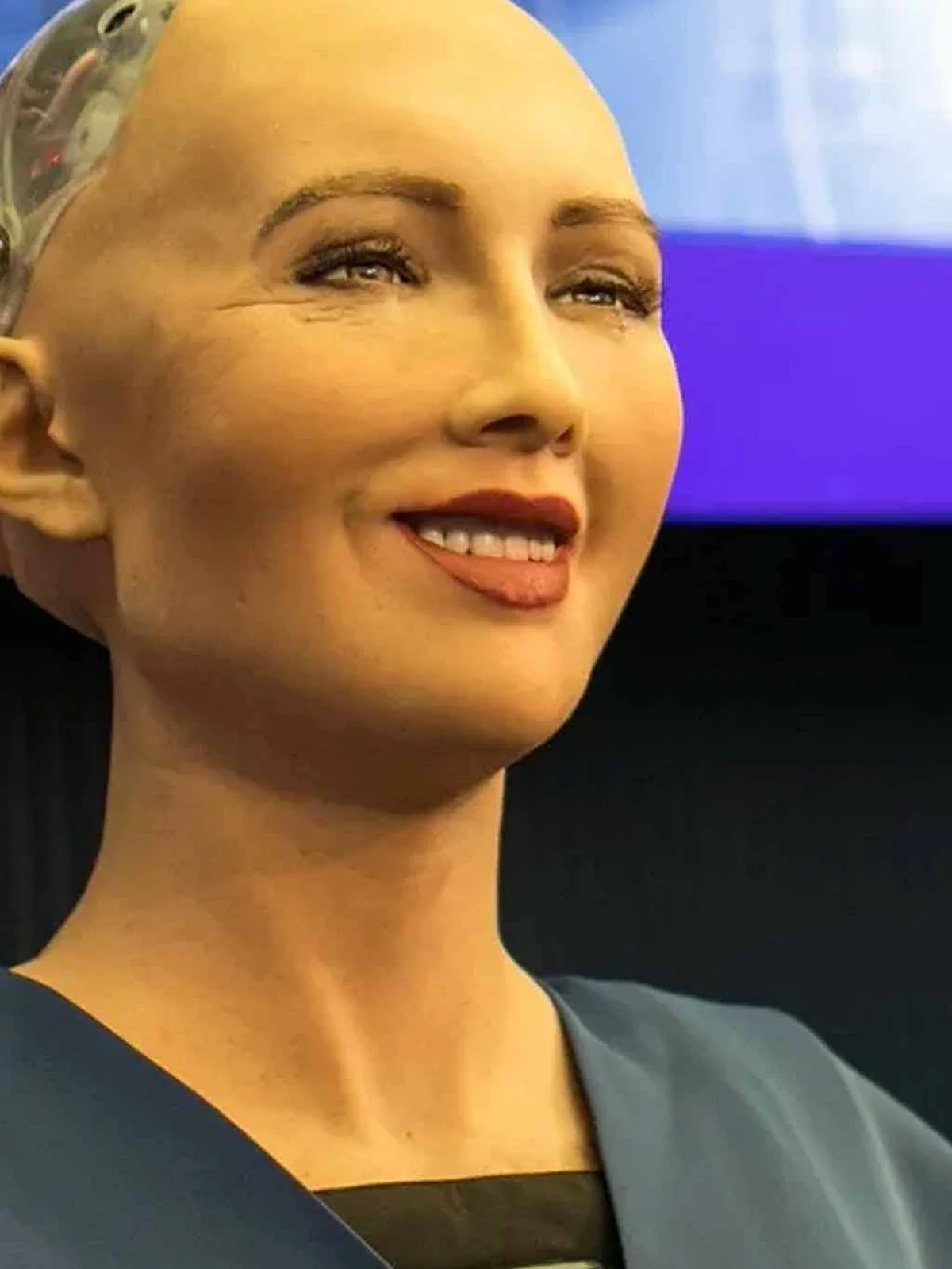 Top 5 Worlds Most Realistic Humanoid Robots