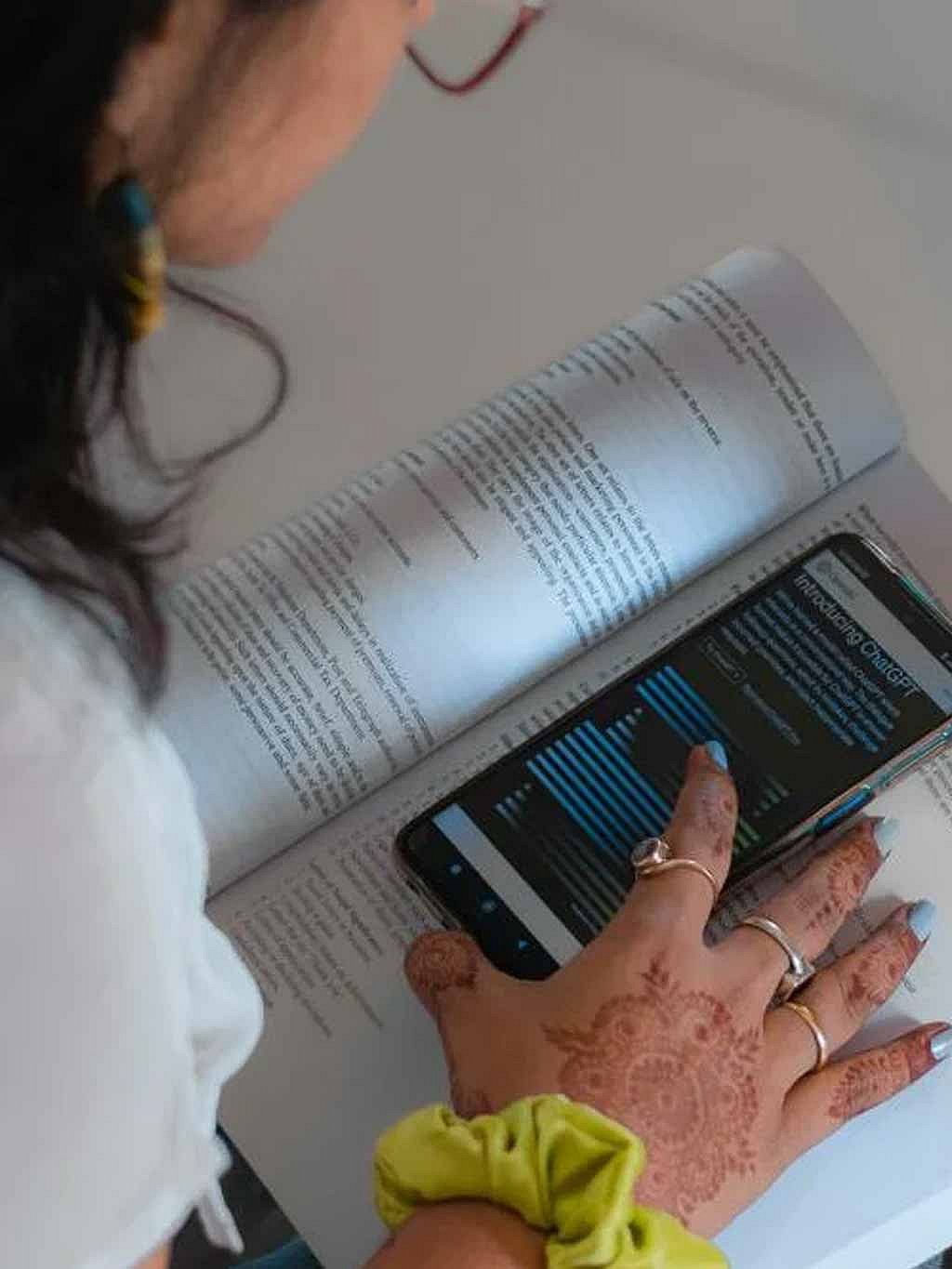 Top Free Online AI & ChatGPT Courses - April 2024