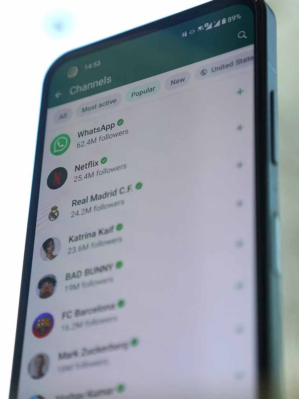 WhatsApp to Add Favourites Tab to Chats for Users