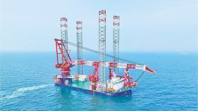 Lankun 01: Shandong Marine's Newest Jackup with 1,500-Tonne Lifting ...