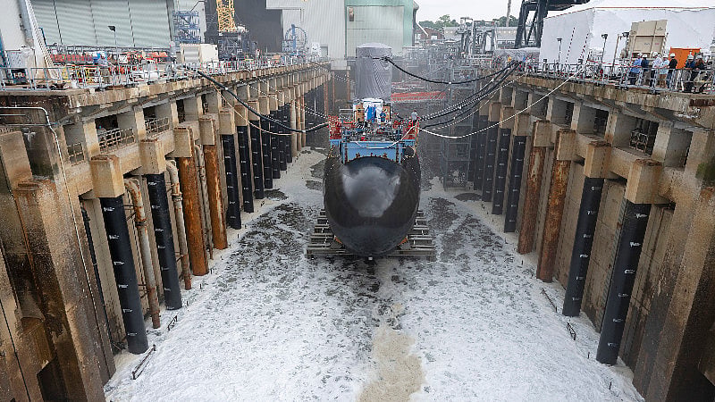 Union members at General Dynamics Electric Boat authorize strike