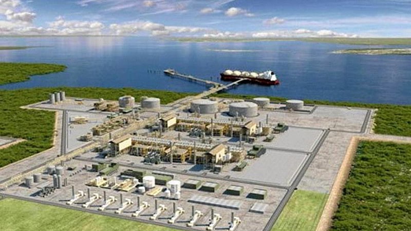 Saipem sees Mozambique LNG project restarting by summer's end
