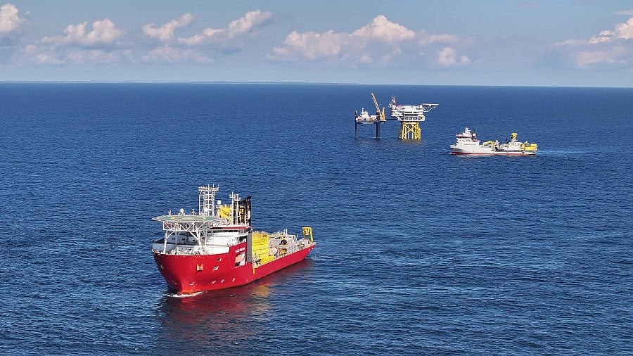 Jan De Nul to install cables to connect future floating wind farms off ...