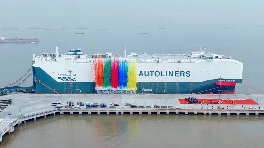 Hoegh Autoliners takes delivery of fourth 9,100CEU car carrier in series