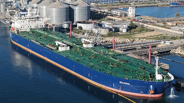 Italy opens terrorism probe into tanker blasts