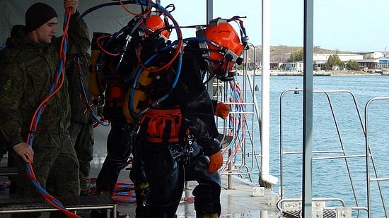 Russian divers to inspect ships in ports after tanker blasts