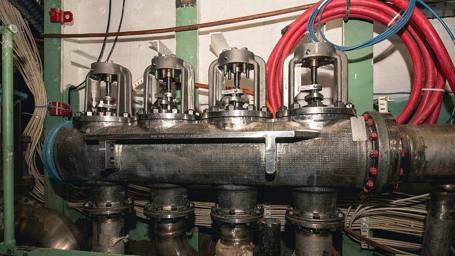 Newport News Shipbuilding installs first 3D-printed valve manifold ...