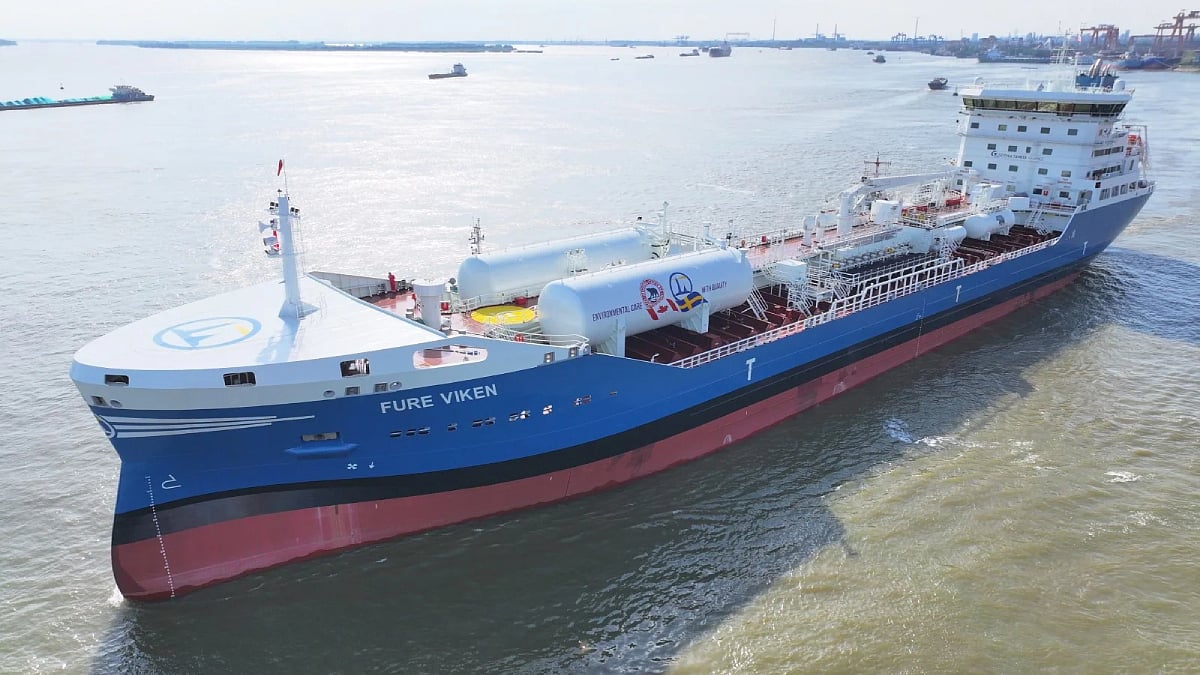 Fure Vesborg & Fure Viken – Ice-class tankers delivered to Furetank and ...