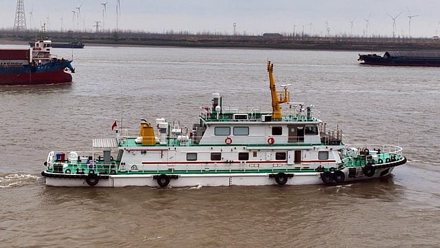 Pilotage and Pilot Boats: Essential News, Reviews & Guide to Safe ...