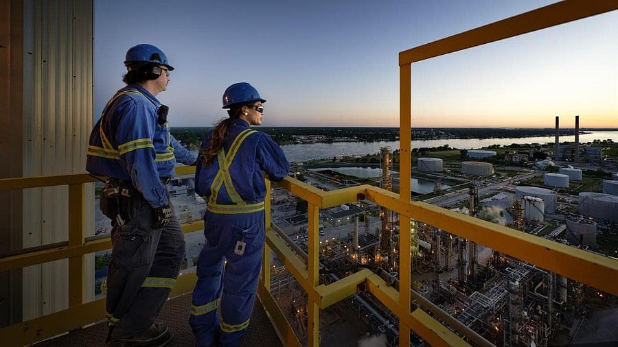 Suncor locates source of spill at Sarnia refinery