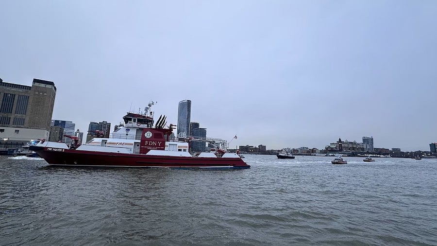 Chopper in fatal NYC crash lacked flight recorders, says NTSB