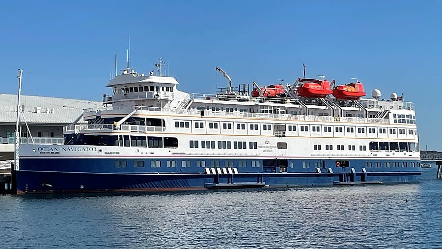 US NTSB reports engine failure led to fire on ferry