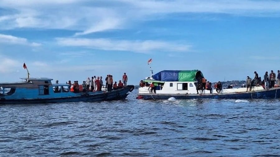Two dead after ferry capsizes off East Kalimantan, Indonesia
